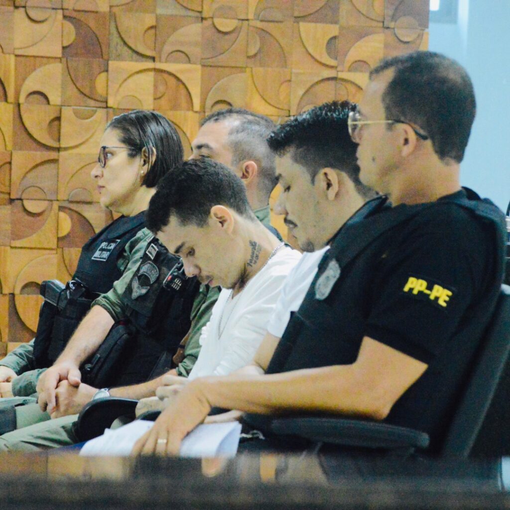 Júri Absolve Acusados De Homicídio Em Bairro De Serra Talhada Farol
