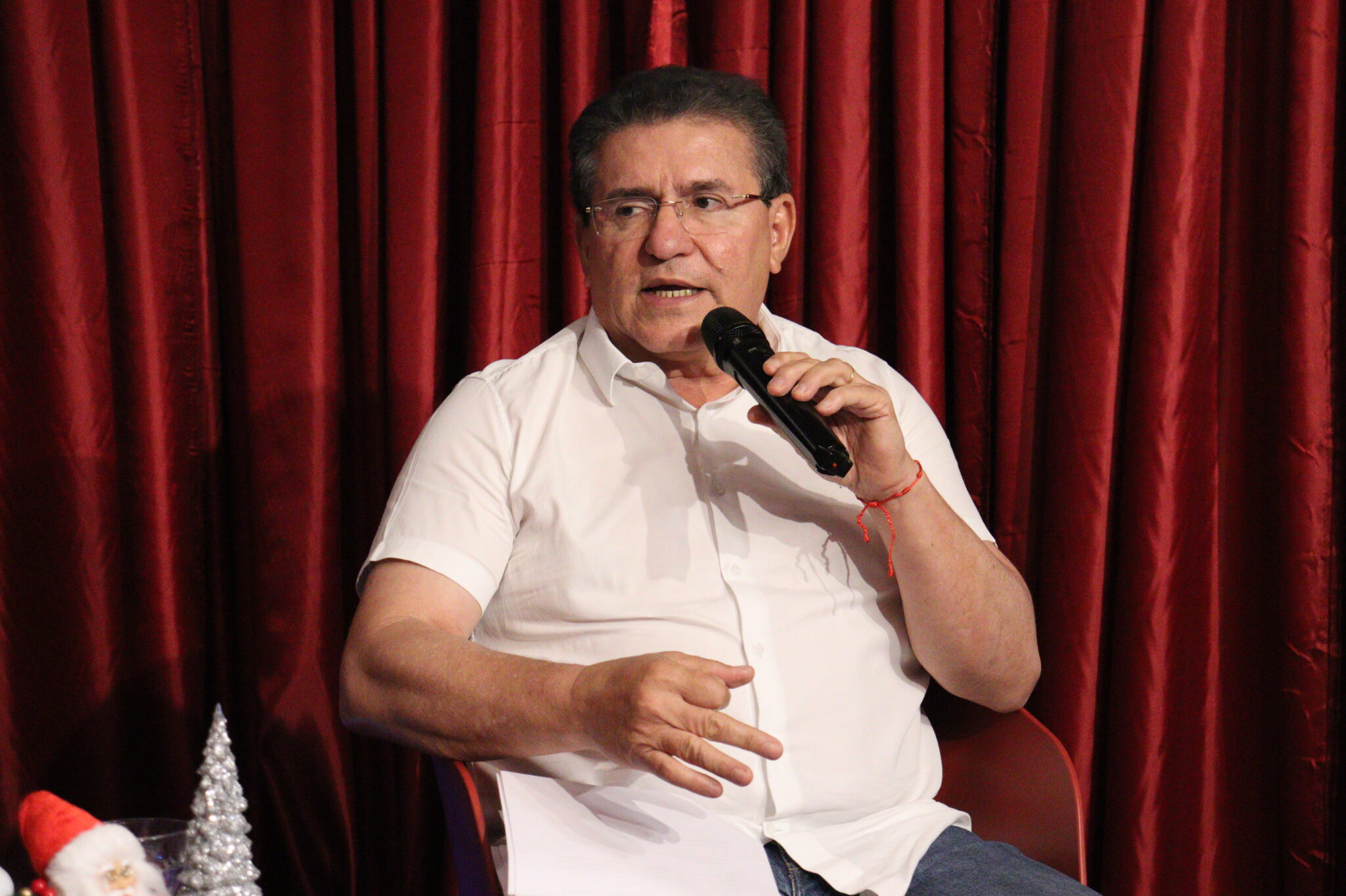 Duque diz que "mãe" do Vanete Almeida é a ex-presidenta Dilma